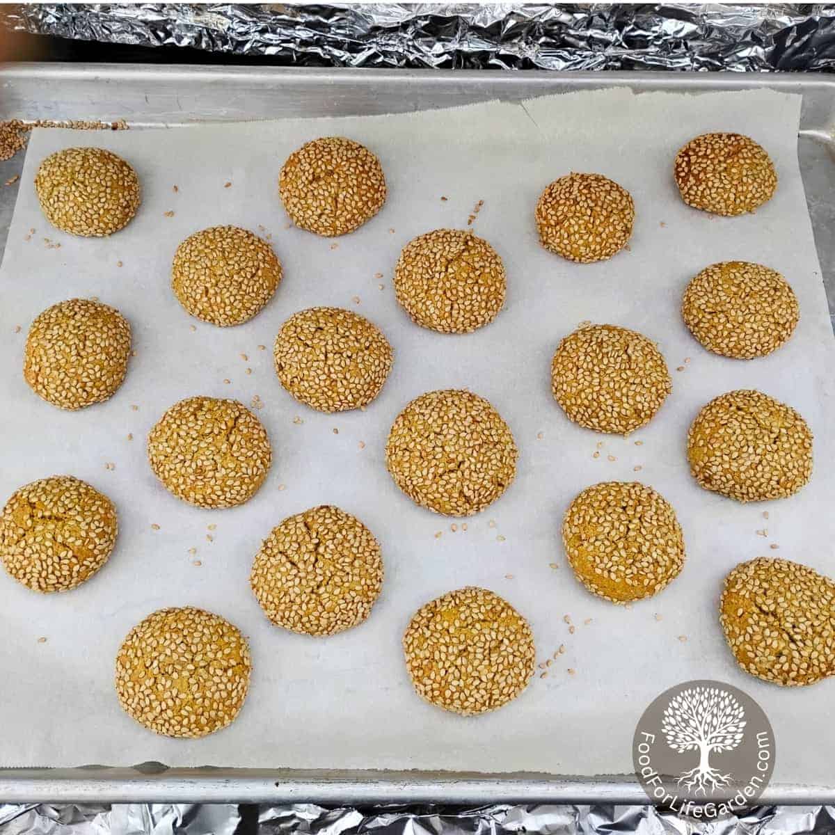 Lemon Tahini Cookies Surprise With A Fantastic Spicy Kick – Food For ...